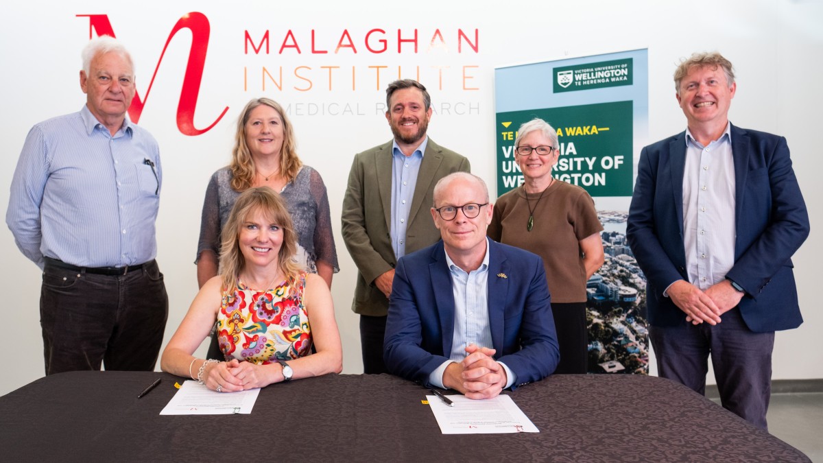 Malaghan Institute and Victoria University ‘renew vows’ after 21 years ...